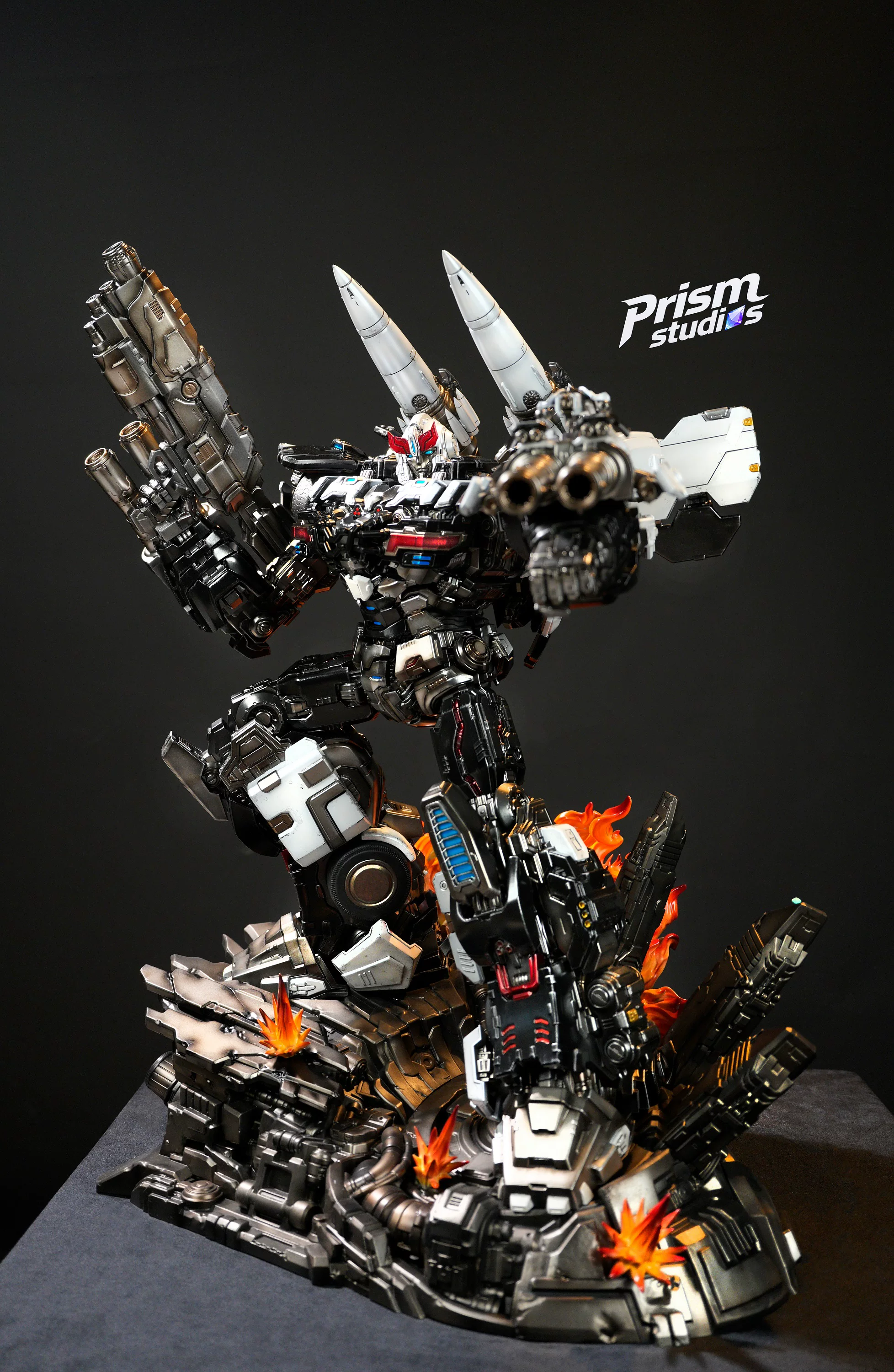 【Pre-sale】Prowl-Transformers-Prism Studios - weareanimecollectors